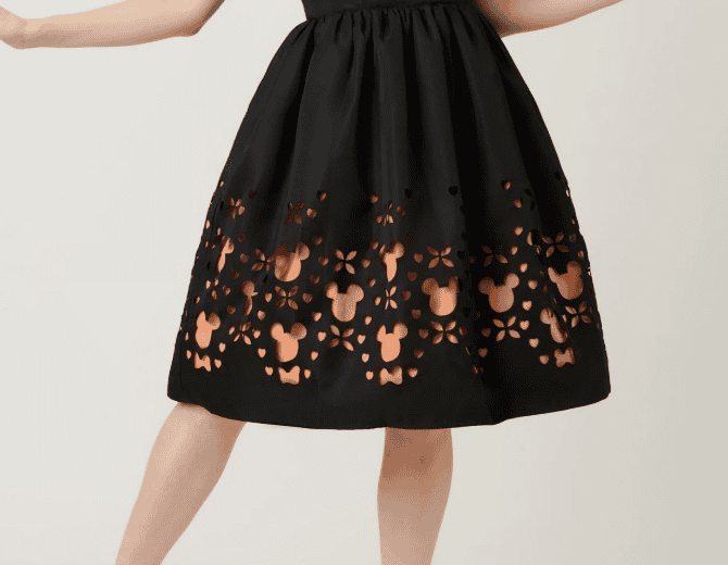 Spooky Style Alert: Unique Vintage x Disney Spooky Season Collection ...